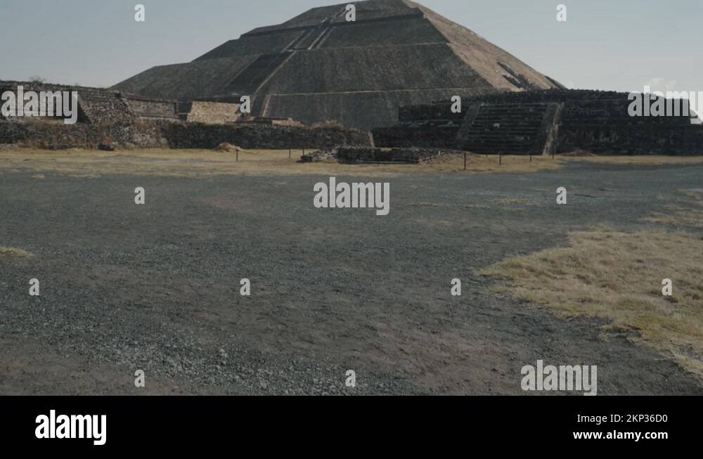 Aztec sun pyramid Stock Videos & Footage - HD and 4K Video Clips - Alamy