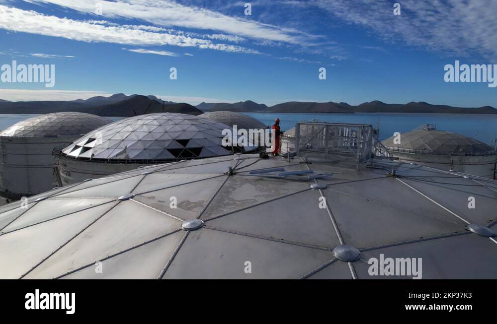 Work at height device Fall protection devices for workers to ensure ...