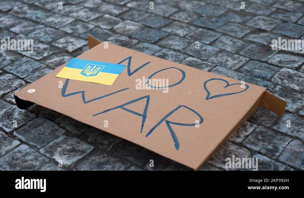 Pavement flag Stock Videos & Footage - HD and 4K Video Clips - Alamy