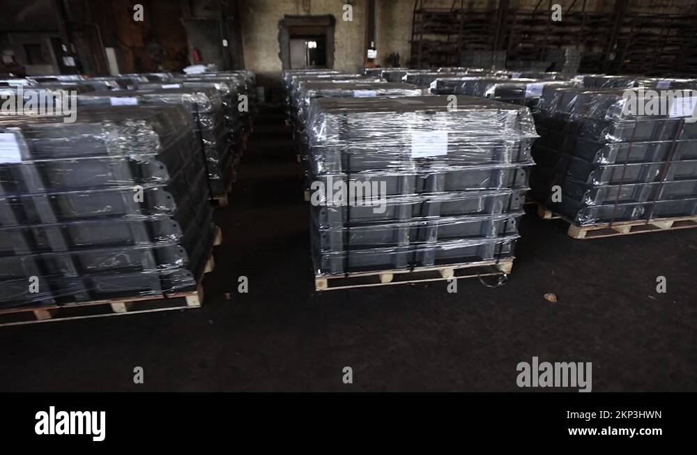 Loading concept pallet truck Stock Videos & Footage - HD and 4K Video ...