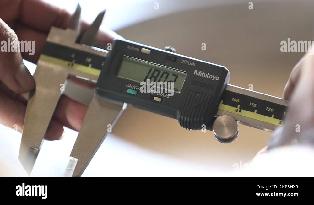 Position measurement Stock Videos & Footage - HD and 4K Video Clips - Alamy