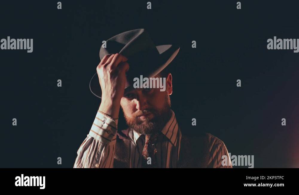 Man trilby suit Stock Videos & Footage - HD and 4K Video Clips - Alamy
