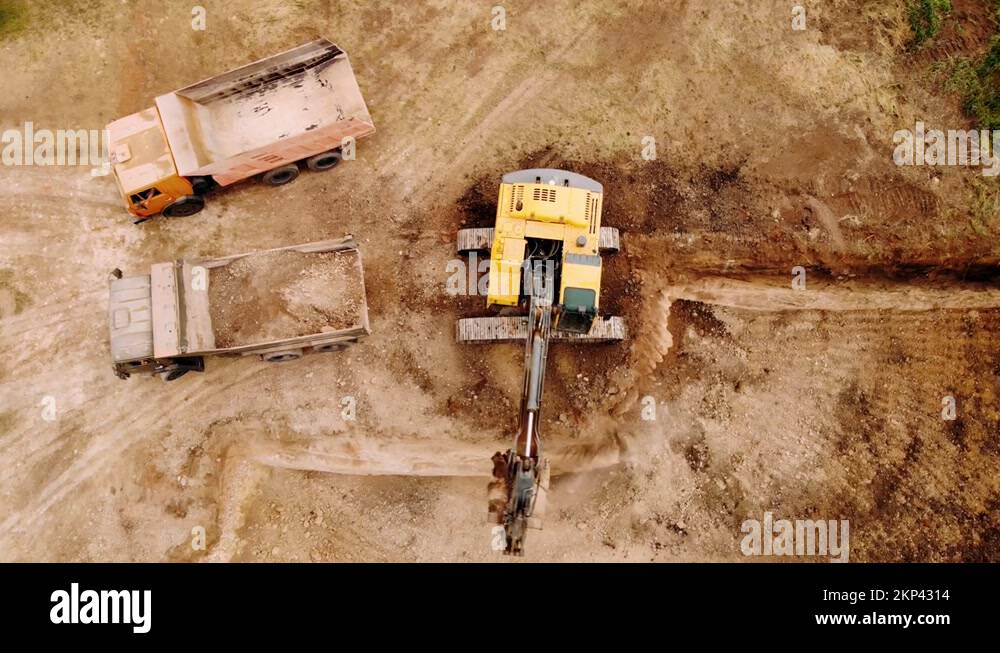 Loading a lorry with soil Stock Videos & Footage - HD and 4K Video ...