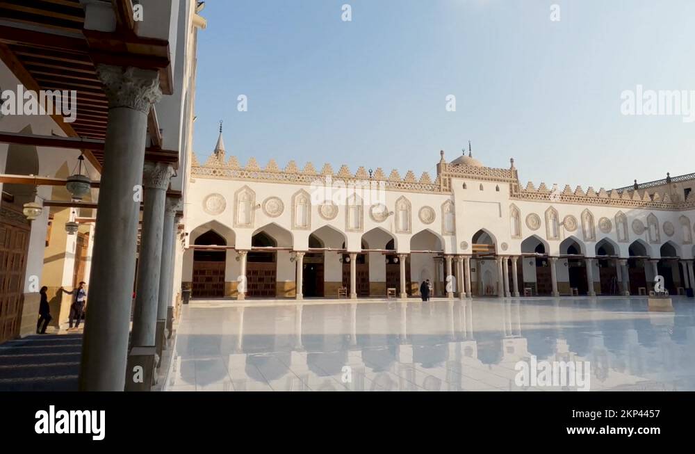 Islamic courtyard Stock Videos & Footage - HD and 4K Video Clips - Alamy