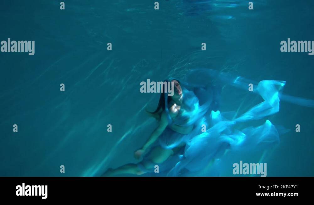 Water levitation Stock Videos & Footage - HD and 4K Video Clips - Alamy