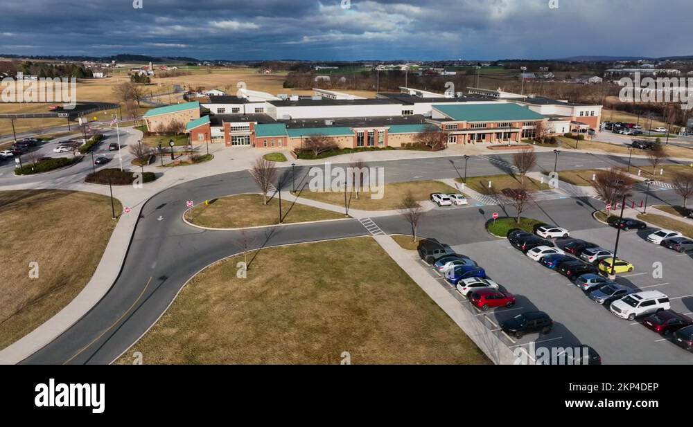 High school campus us entrance Stock Videos & Footage - HD and 4K Video ...