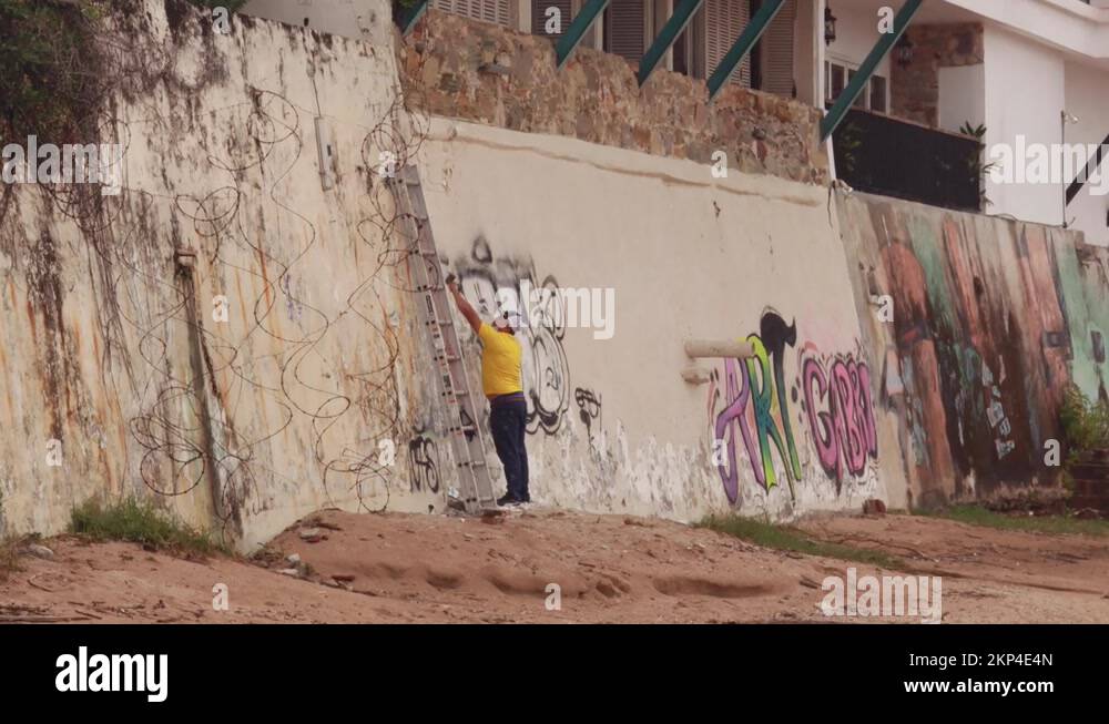 Graffiti panama Stock Videos & Footage - HD and 4K Video Clips - Alamy