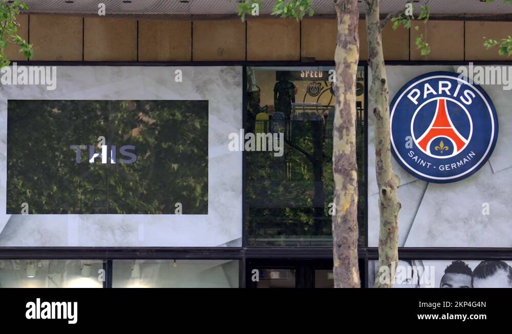 Psg emblem Stock Videos & Footage - HD and 4K Video Clips - Alamy