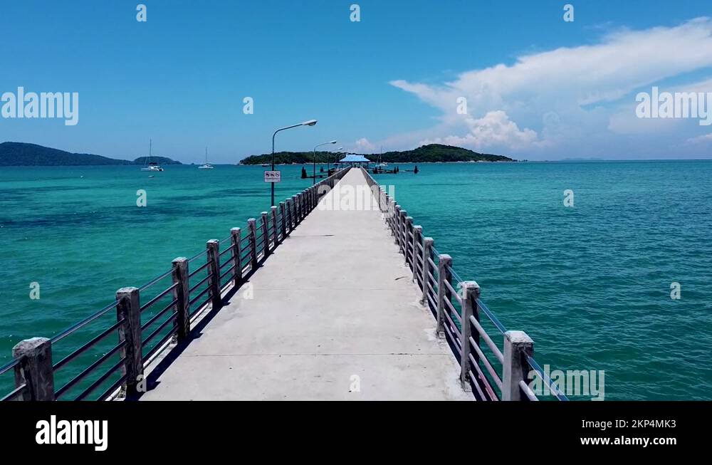 Boarding pier Stock Videos & Footage - HD and 4K Video Clips - Alamy