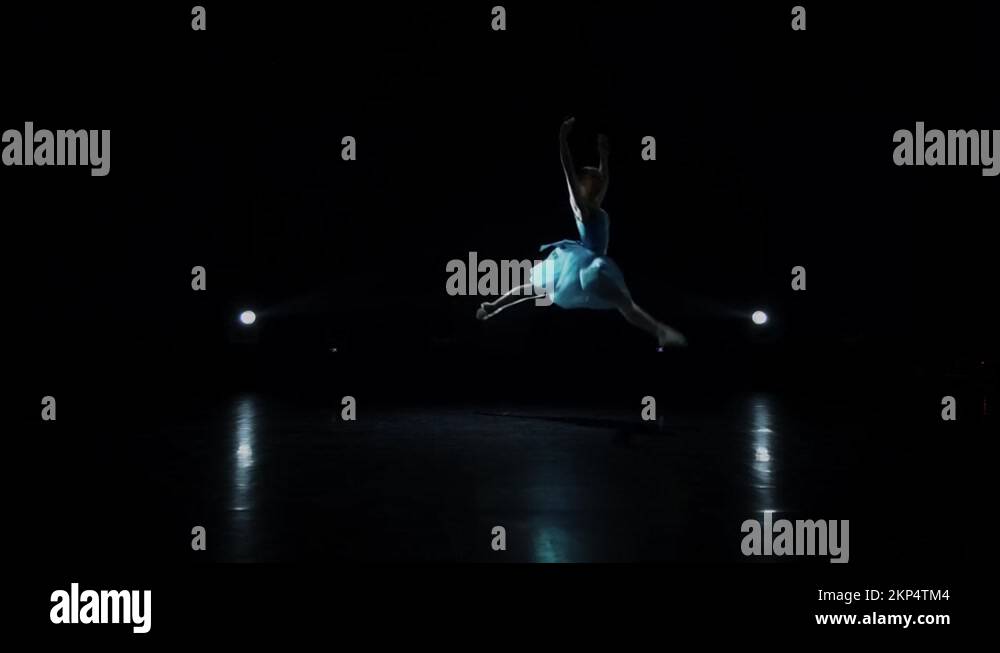 Ballerina jump Stock Videos & Footage - HD and 4K Video Clips - Alamy