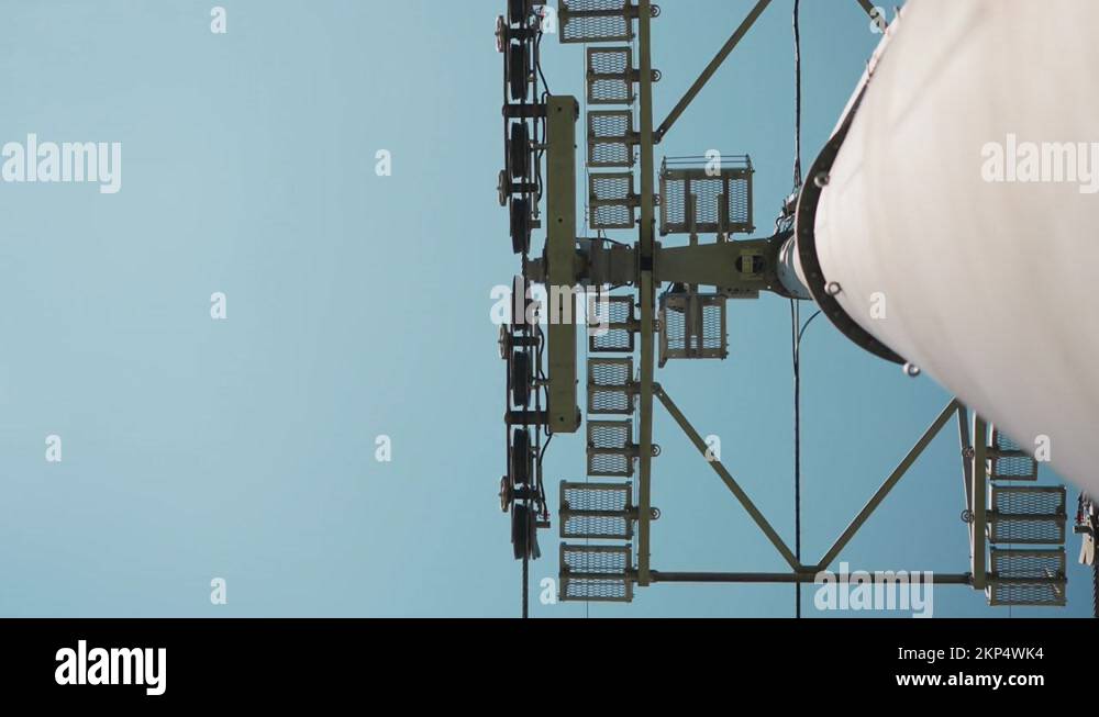 Cable car with gondolas Stock Videos & Footage - HD and 4K Video Clips ...