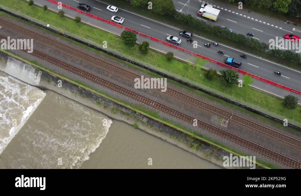 Channel highway Stock Videos & Footage - HD and 4K Video Clips - Alamy