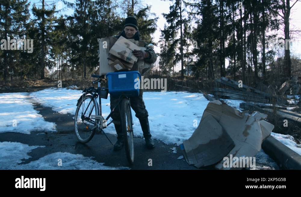 Poor russia Stock Videos & Footage - HD and 4K Video Clips - Alamy