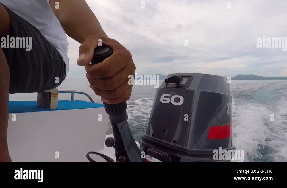 Speed boat engine Stock Videos & Footage - HD and 4K Video Clips - Alamy