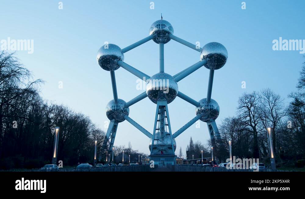 Atomium square Stock Videos & Footage - HD and 4K Video Clips - Alamy