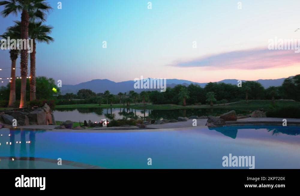 Night time backdrop Stock Videos & Footage - HD and 4K Video Clips - Alamy