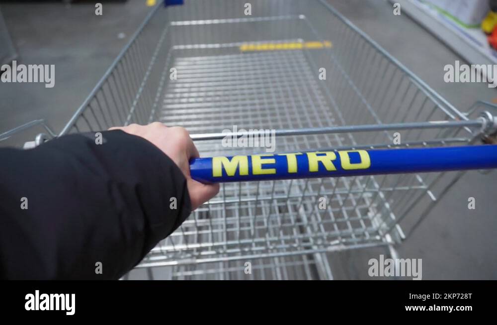 Metro shop russia Stock Videos & Footage - HD and 4K Video Clips - Alamy