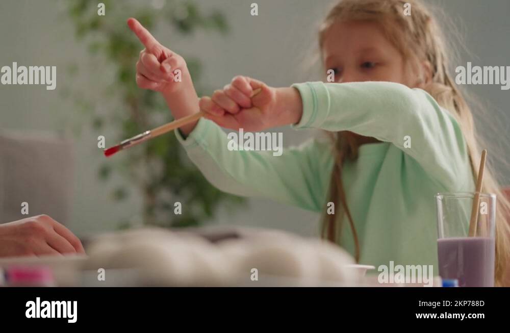 Making paint pigment Stock Videos & Footage - HD and 4K Video Clips - Alamy