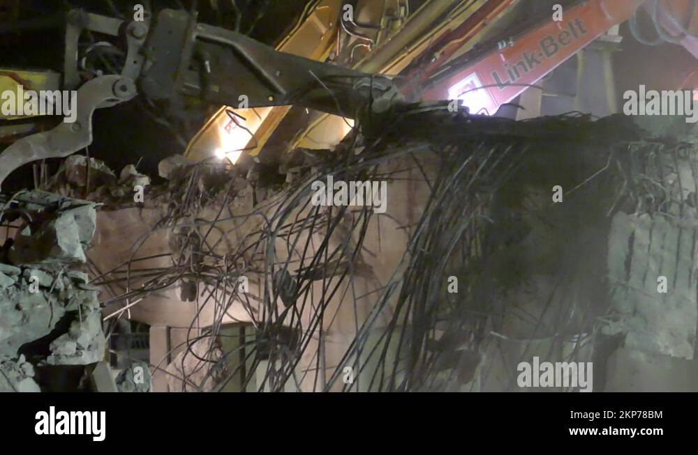 Demolition machines Stock Videos & Footage - HD and 4K Video Clips - Alamy