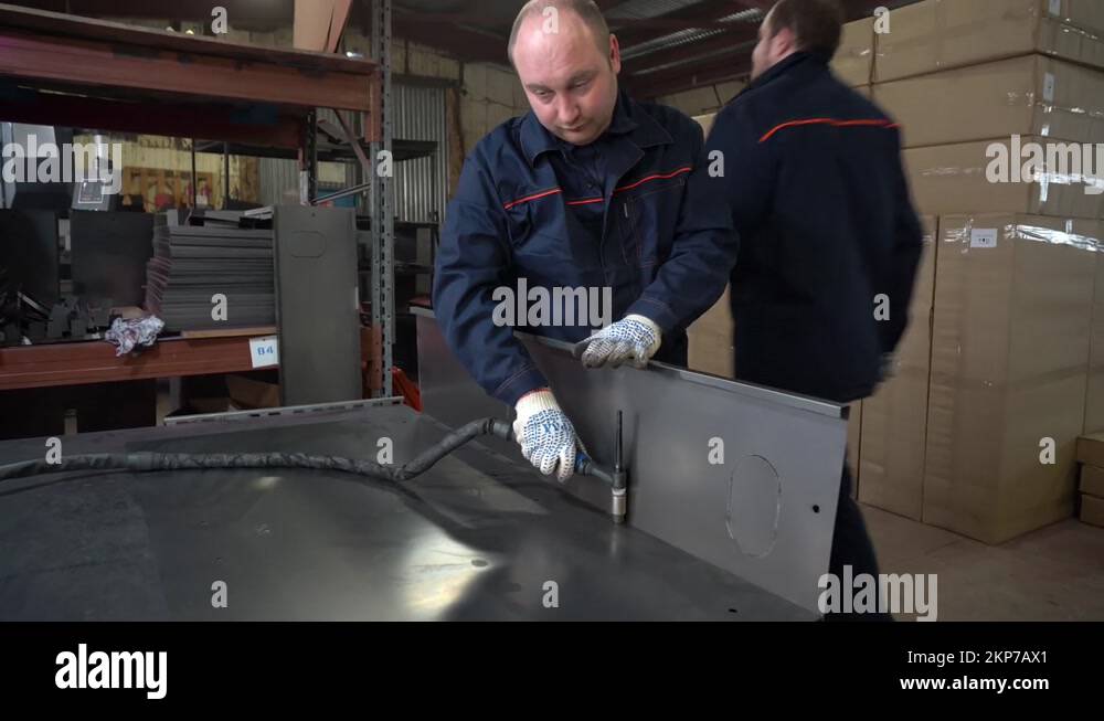 Join welding Stock Videos & Footage - HD and 4K Video Clips - Alamy