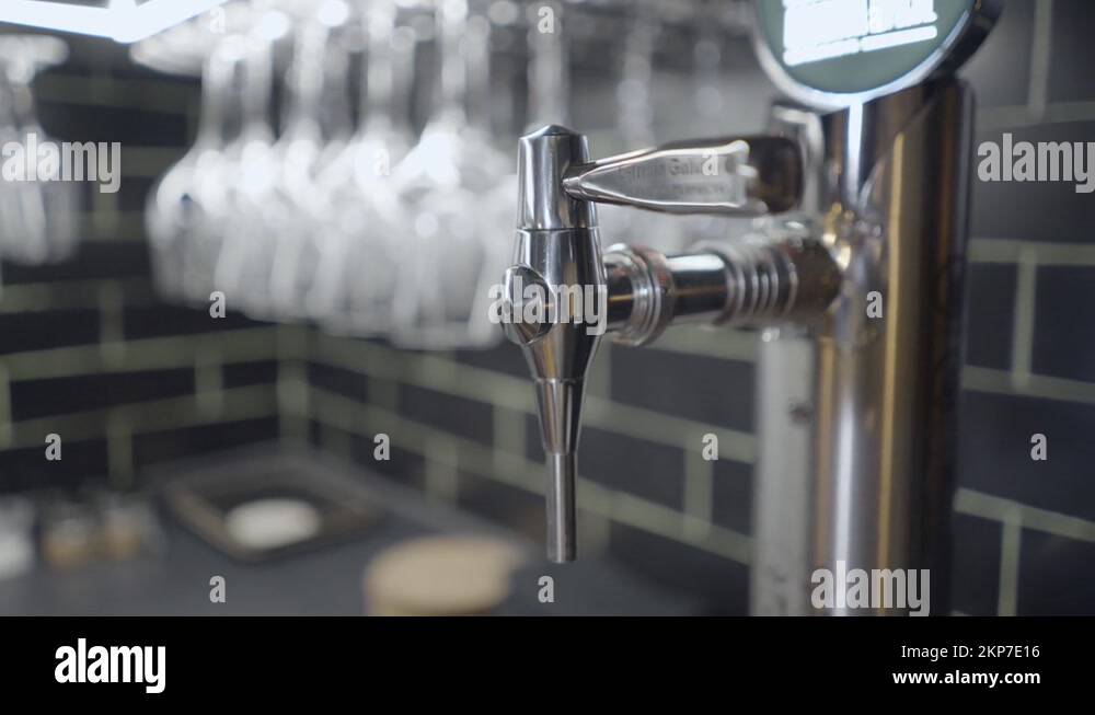 Estrella galicia beer Stock Videos & Footage - HD and 4K Video Clips ...