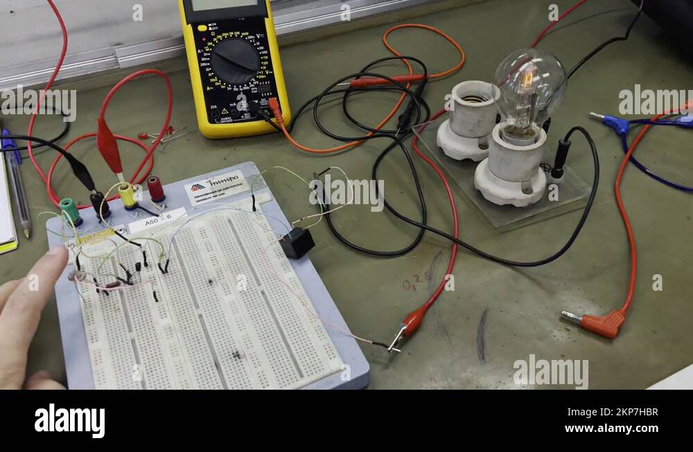 Light sensor circuit Stock Videos & Footage - HD and 4K Video Clips - Alamy