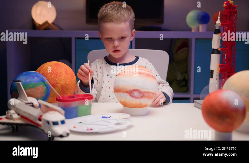 Jupiter planet kid Stock Videos & Footage - HD and 4K Video Clips - Alamy