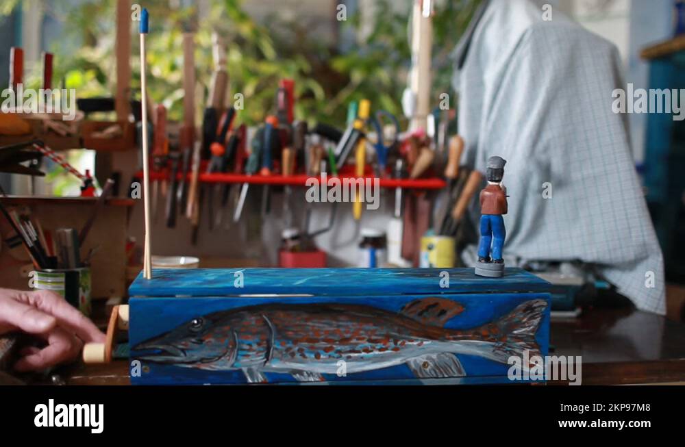 Automaton figure Stock Videos & Footage - HD and 4K Video Clips - Alamy