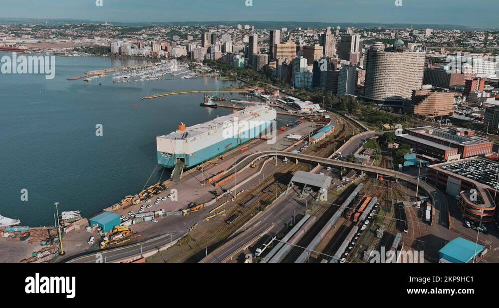 Autoliner ship Stock Videos & Footage - HD and 4K Video Clips - Alamy