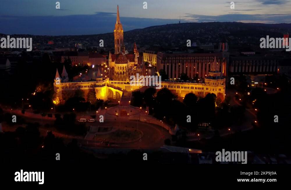 Cinematic 4k aerial drone night footage of Buda castle, royal palace ...