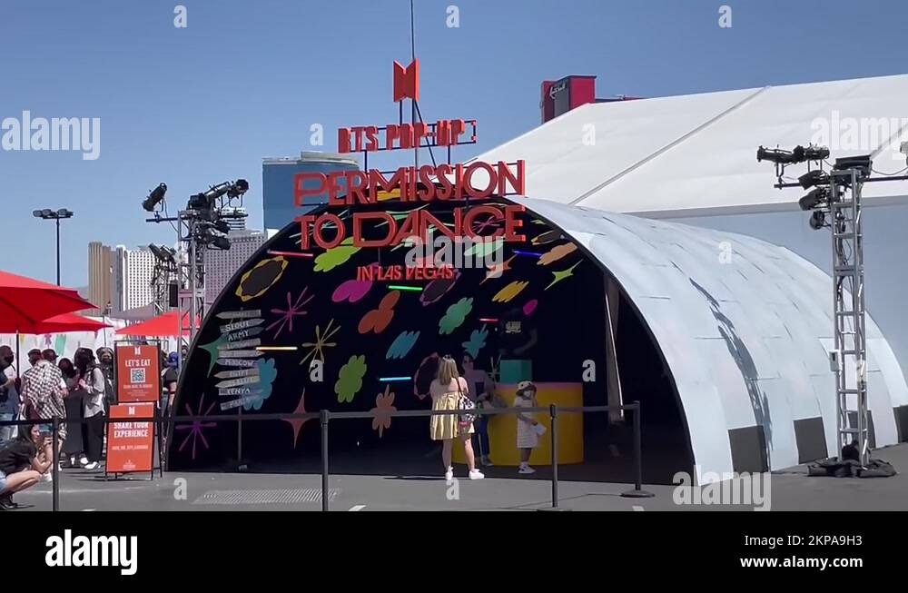 Bts tour Stock Videos & Footage - HD and 4K Video Clips - Alamy