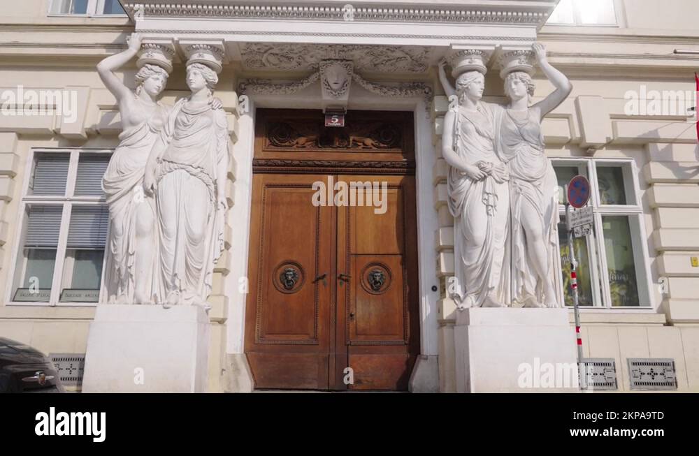 Statues in vienna Stock Videos & Footage - HD and 4K Video Clips - Alamy