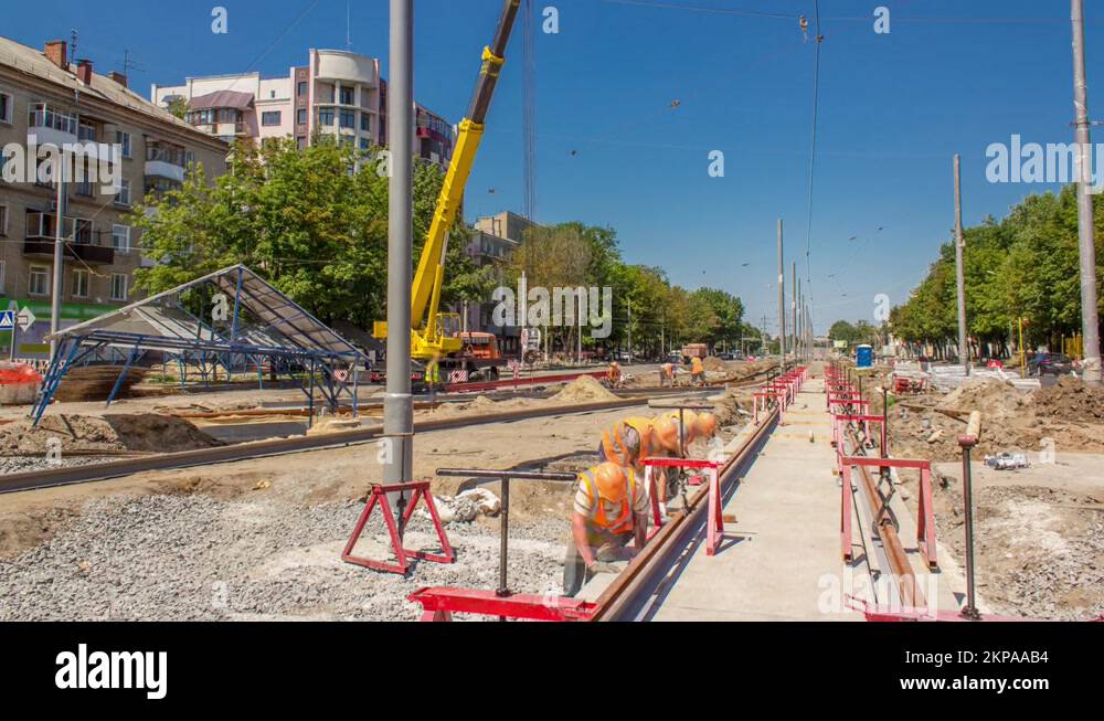 Telescopic hoist Stock Videos & Footage - HD and 4K Video Clips - Alamy