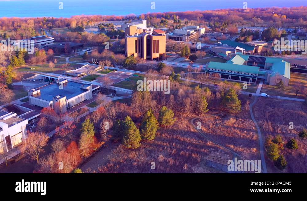 Bay view campus Stock Videos & Footage - HD and 4K Video Clips - Alamy