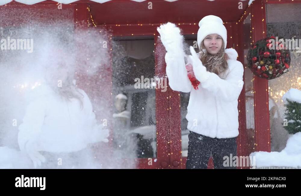 Throw snowballs Stock Videos & Footage - HD and 4K Video Clips - Alamy