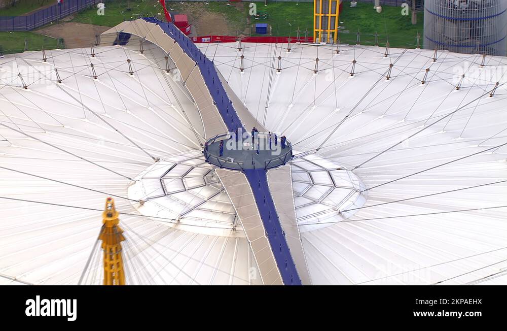02 arena skyline Stock Videos & Footage - HD and 4K Video Clips - Alamy