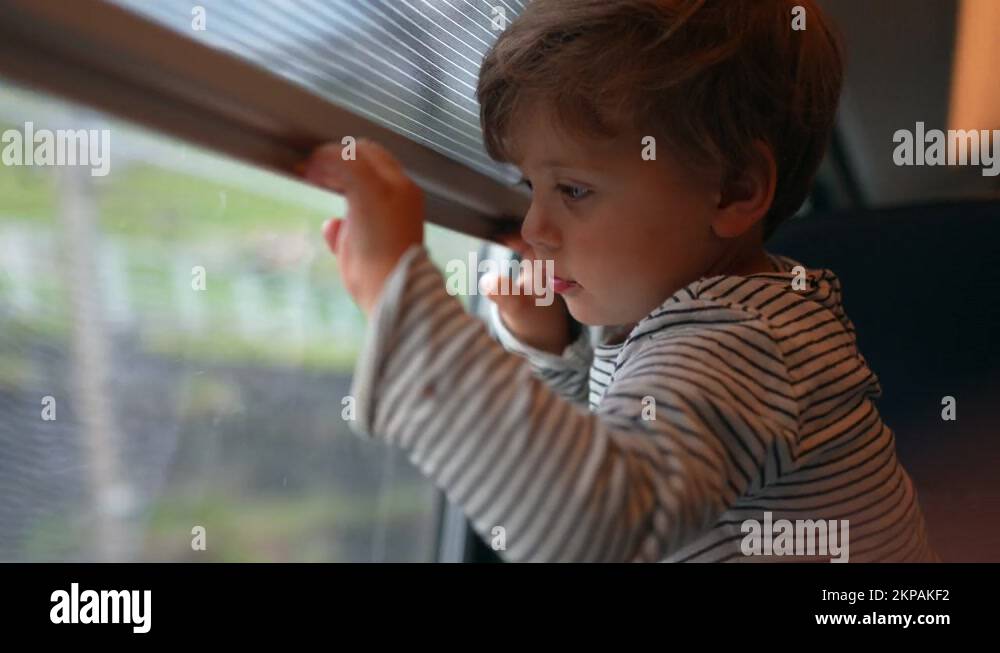 Rail blinds Stock Videos & Footage - HD and 4K Video Clips - Alamy