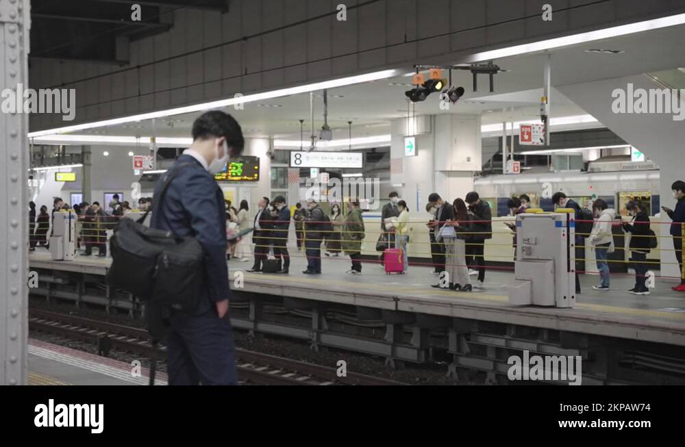 People japanese waiting train Stock Videos & Footage - HD and 4K Video ...
