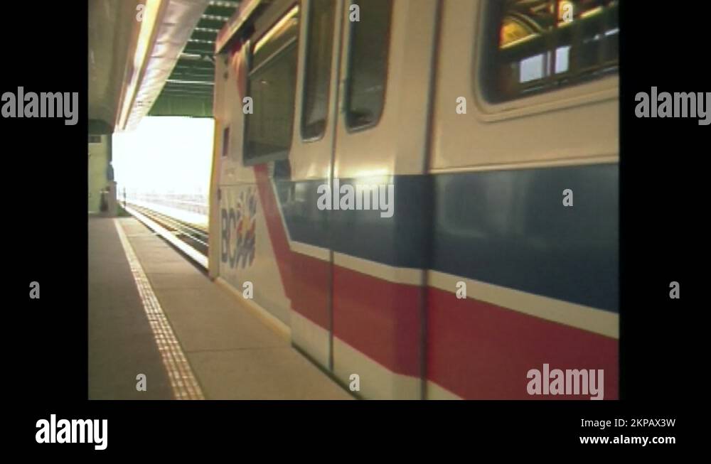 The skytrain bridge Stock Videos & Footage - HD and 4K Video Clips - Alamy