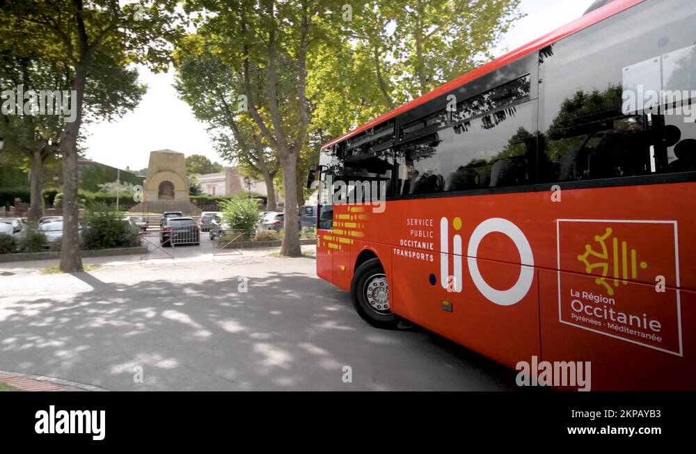 French bus stop sign Stock Videos & Footage - HD and 4K Video Clips - Alamy
