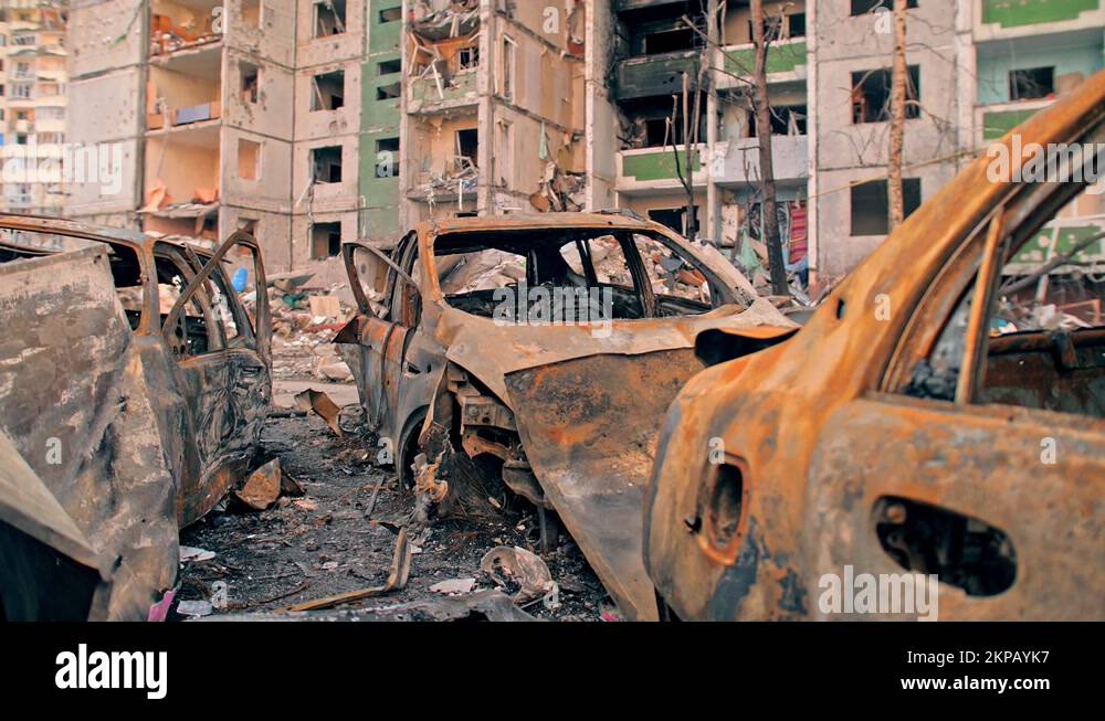 war building ruin Ukraine destruction city bomb house attack destroyed ...