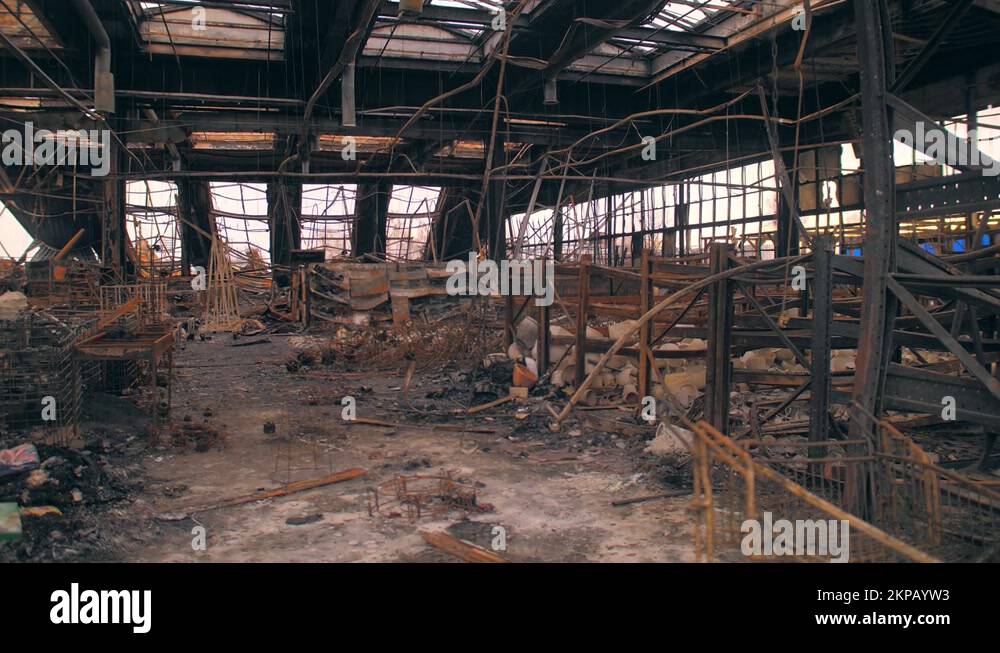 war building ruin Ukraine destruction city bomb house attack destroyed ...