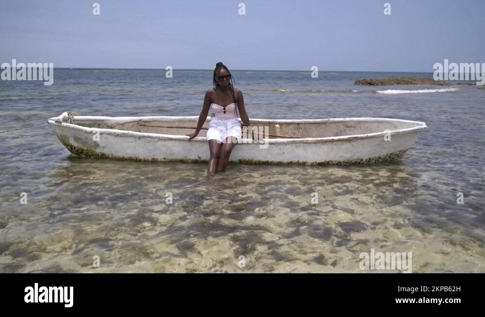 People dipping feet in water Stock Videos & Footage - HD and 4K Video ...