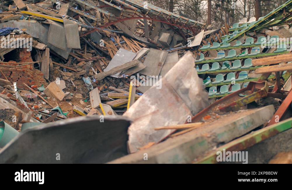 war building ruin Ukraine destruction city bomb house attack destroyed ...