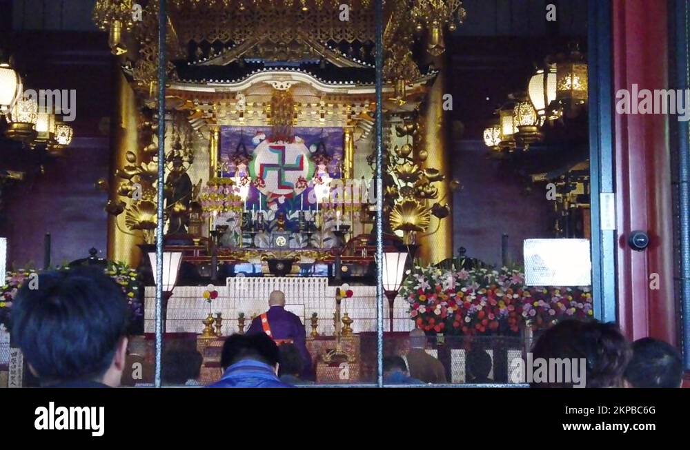 Zen buddhist priest Stock Videos & Footage - HD and 4K Video Clips - Alamy