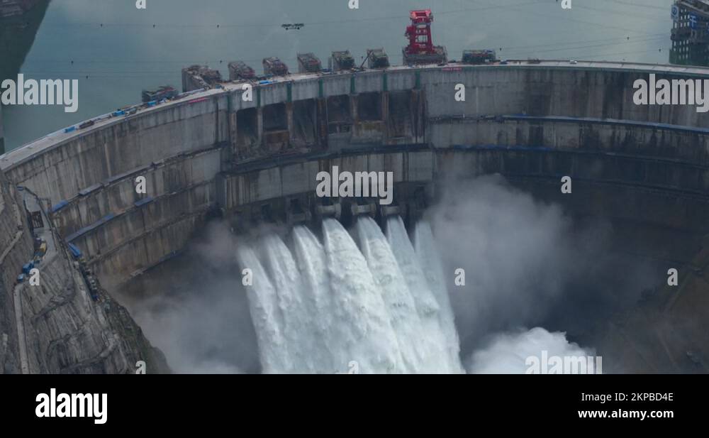 Super dam Stock Videos & Footage - HD and 4K Video Clips - Alamy