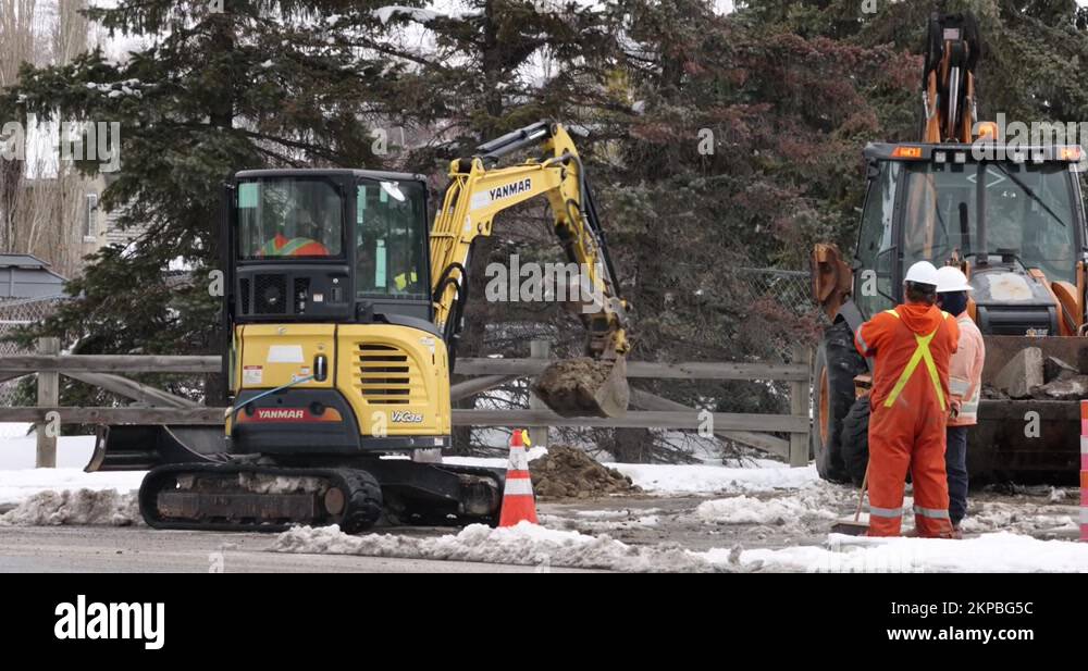 Yanmar excavator Stock Videos & Footage - HD and 4K Video Clips - Alamy