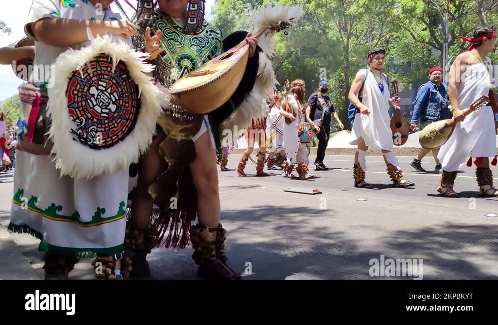 Aztec musicians Stock Videos & Footage - HD and 4K Video Clips - Alamy