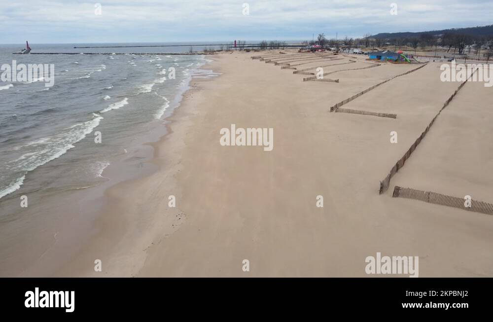 Beach plane Stock Videos & Footage - HD and 4K Video Clips - Alamy