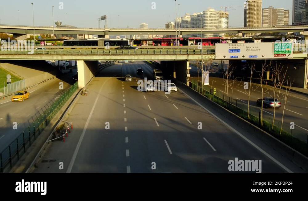 Rush hour traffic in Istanbul Anatolian Side on D100 freeway Stock ...